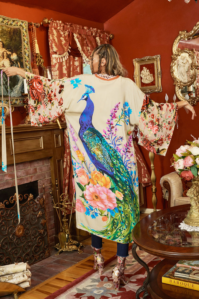Aratta Clothing Fantasy Kimono in Soft Moon Peacock – Missouri Bluffs