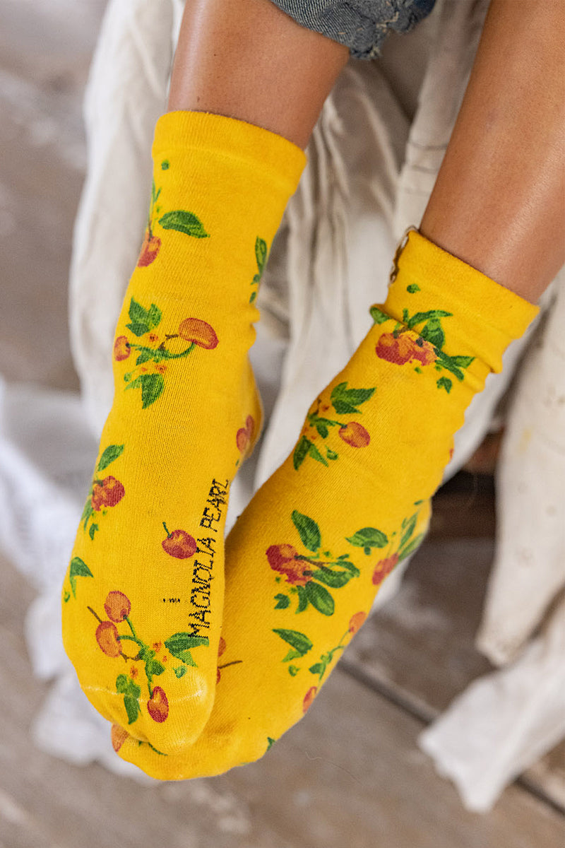 Magnolia Pearl Cerise MP Socks in Cherry Pie - SOCKS099-CHPIE ...